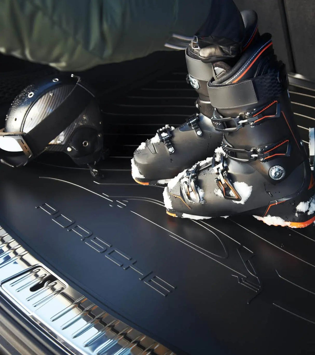 All-weather Luggage compartment liner flat Porsche Cayenne ( E3 ) 95B0 ...